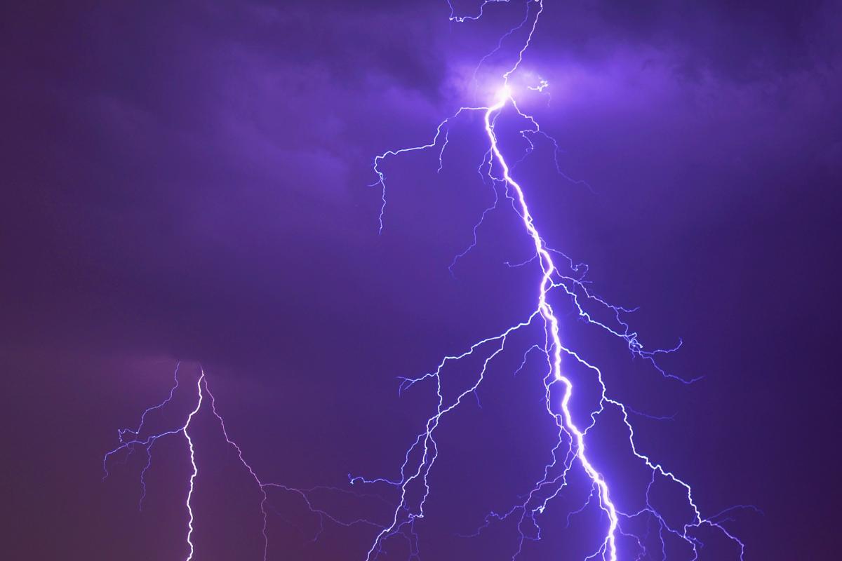 Rayo globular: qué es, cómo se produce y diferencia con la centella ...