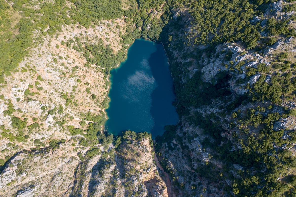 Poljé: qué es, características e importancia - Resumen