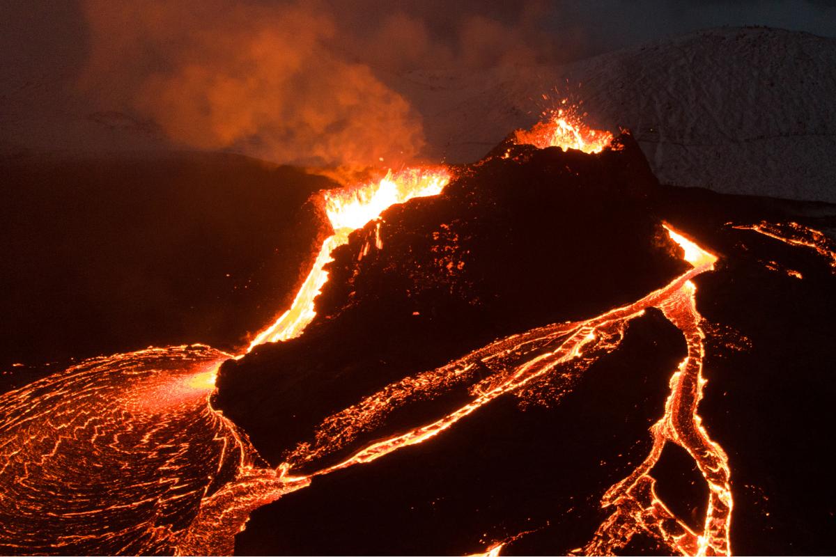Procesos geológicos internos - Ejemplos y resumen