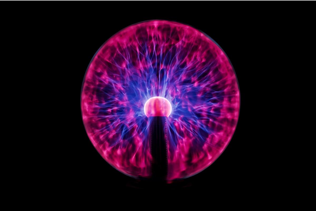 Estado plasmático: qué es, características y ejemplos - Resumen