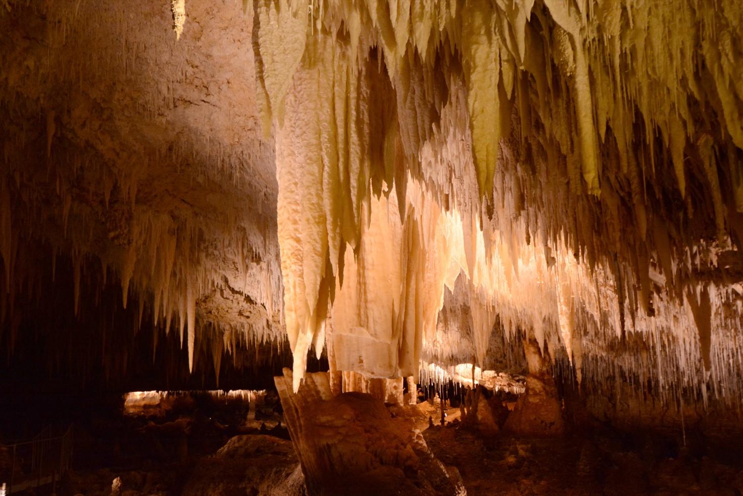 Estalactitas: qué son y cómo se forman - Resumen y fotos